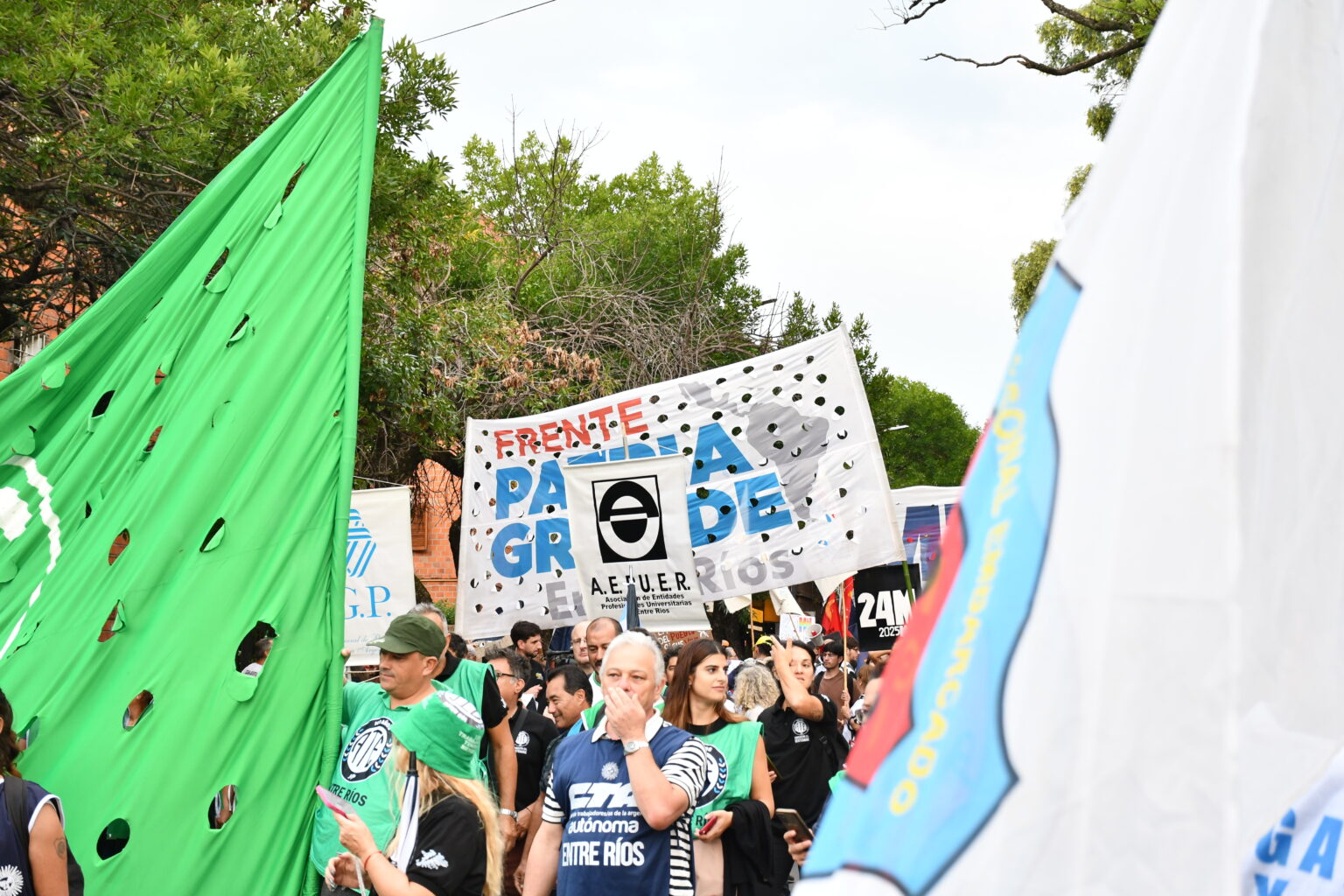 El Patria Grande y el conflicto entre la Municipalidad y los cartoneros ...